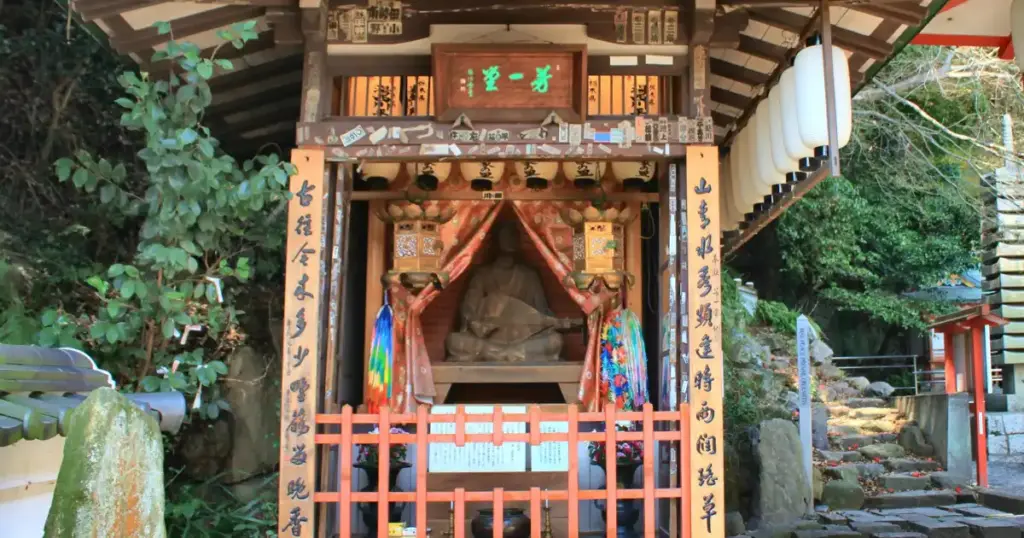 境内ご案内 | 赤間神宮公式サイト